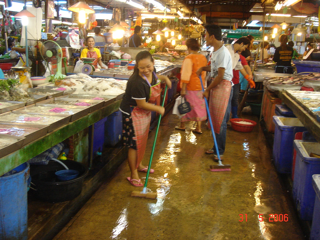 ศูนย์การค้าตลาดมีนบุรี(minburi freshmarket) ตลาดสด อาหารแห้ง อาหารสด ...